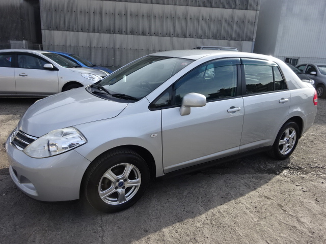 2011 NISSAN TIIDA LATIO SC11 1500CC SC11-305853 | Japanese Used Cars ...