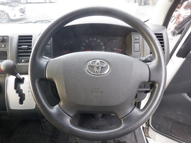 2015/AUG TOYOTA HIACE VAN QDF-KDH201V 3000cc KDH201-0177198 | Japanese ...